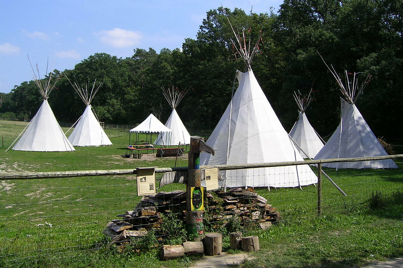 Übernachtungen im Tipi-Zelt – Tierpark Sommerhausen